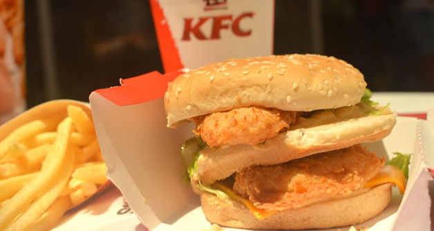 Rede KFC inclui três novos sanduíches em seu cardápio – BeefPoint